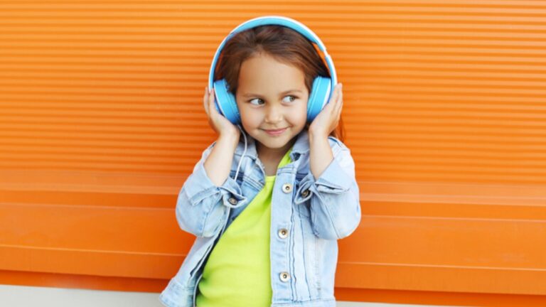 An Overview of Noise Sensitivity in Autistic Kids - Golden Care Therapy